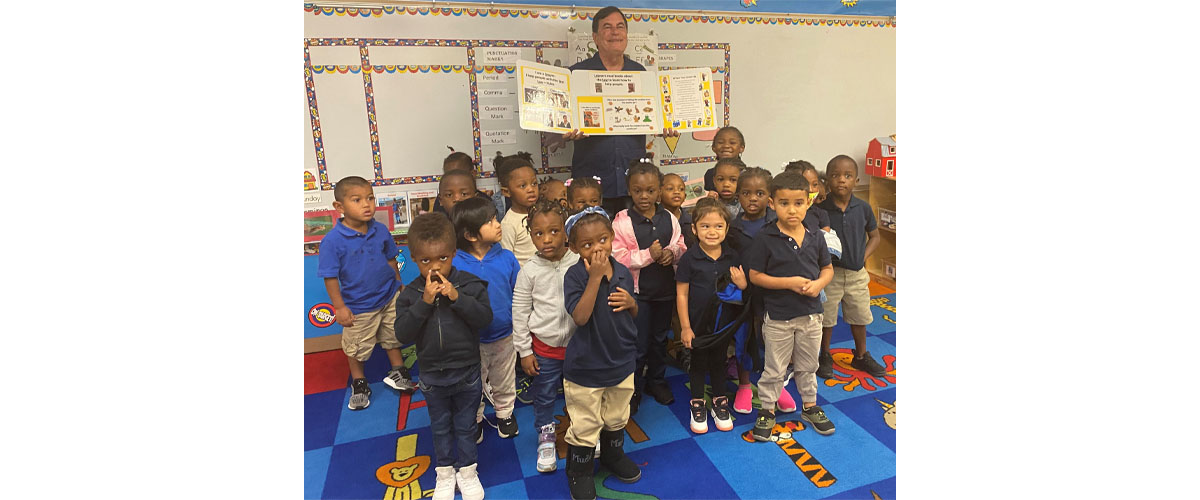 Judge Diaz Reads to Local Students – Seventeenth Judicial Circuit of ...